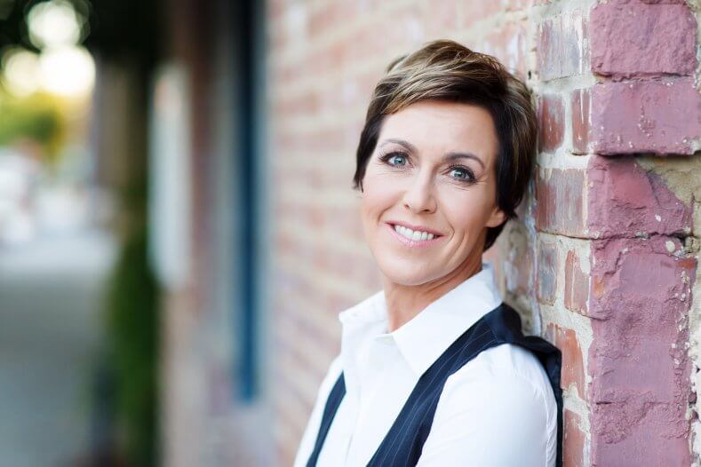 Eating You Alive documentary: Mayim Bialik interviews the creators